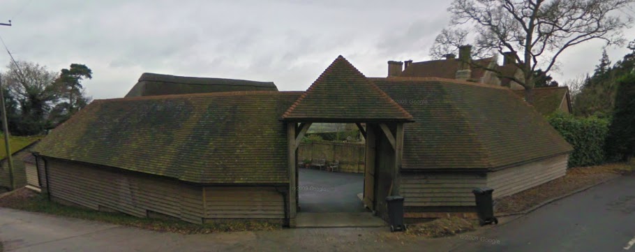 * A Young Vintage Wholigan *: Roger Daltrey at Holmshurst Manor