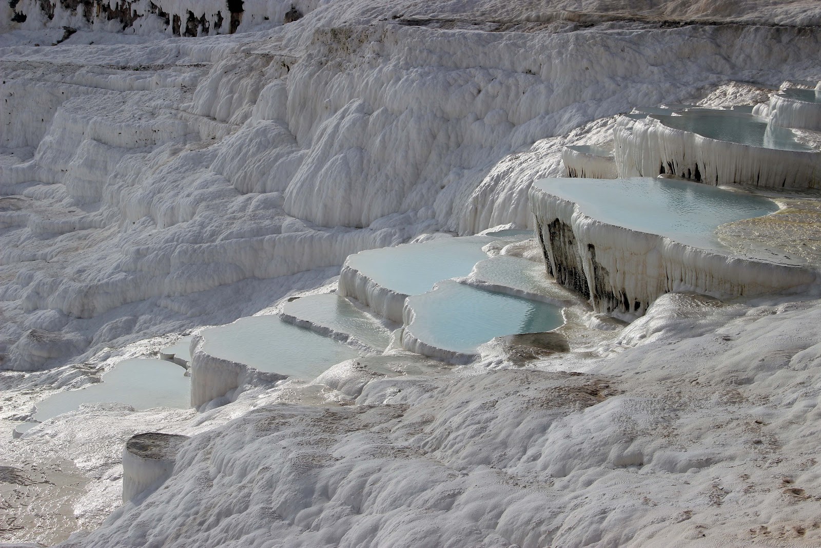 E-Shoe Travel Blog: Turkey: The Cotton Castles of Pamukkale