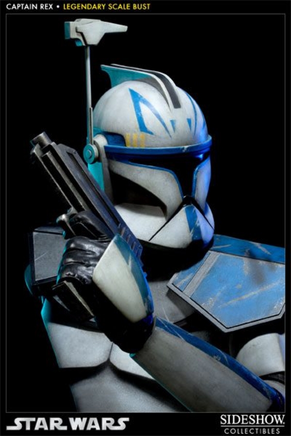 FAN CLUB REBELLION: BUSTO CAPITAN REX LEGENDARY SCALE