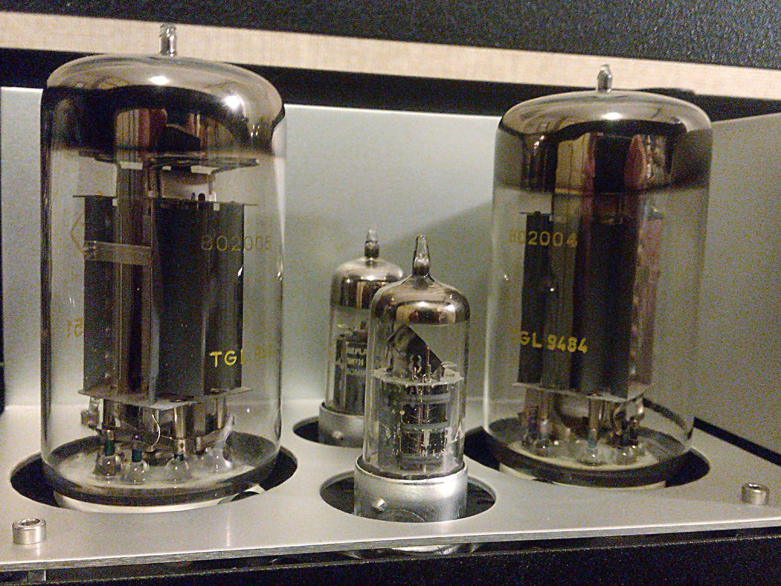 ELECTRON AUDIO KINESIS TUBE POWER AMPLIFIER – M & S | Ultimate High ...
