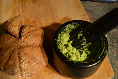 Salvatore Lo Leggio: "Moretum". Il pesto degli antichi romani