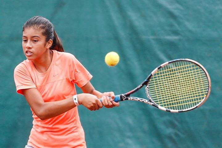 holaesungusto: TENISTAS PERUANAS ROMINA CCUNO Y DANA GUZMÁN ...