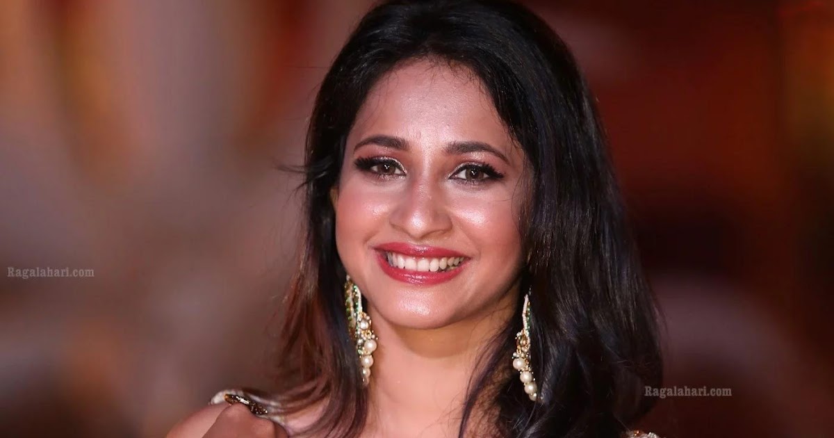 damsel4all: Manvitha Kamath