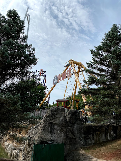 Lake Compounce Complete Guide