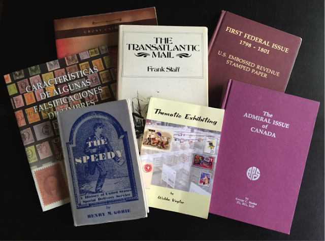 La Lupa: El pequeño acervo literario: la biblioteca en casa