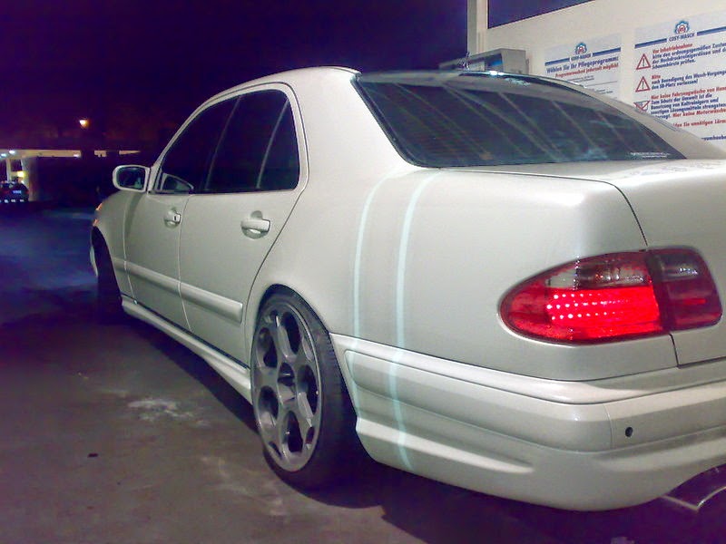 Mercedes-Benz W210 on Lamborghini wheels | BENZTUNING