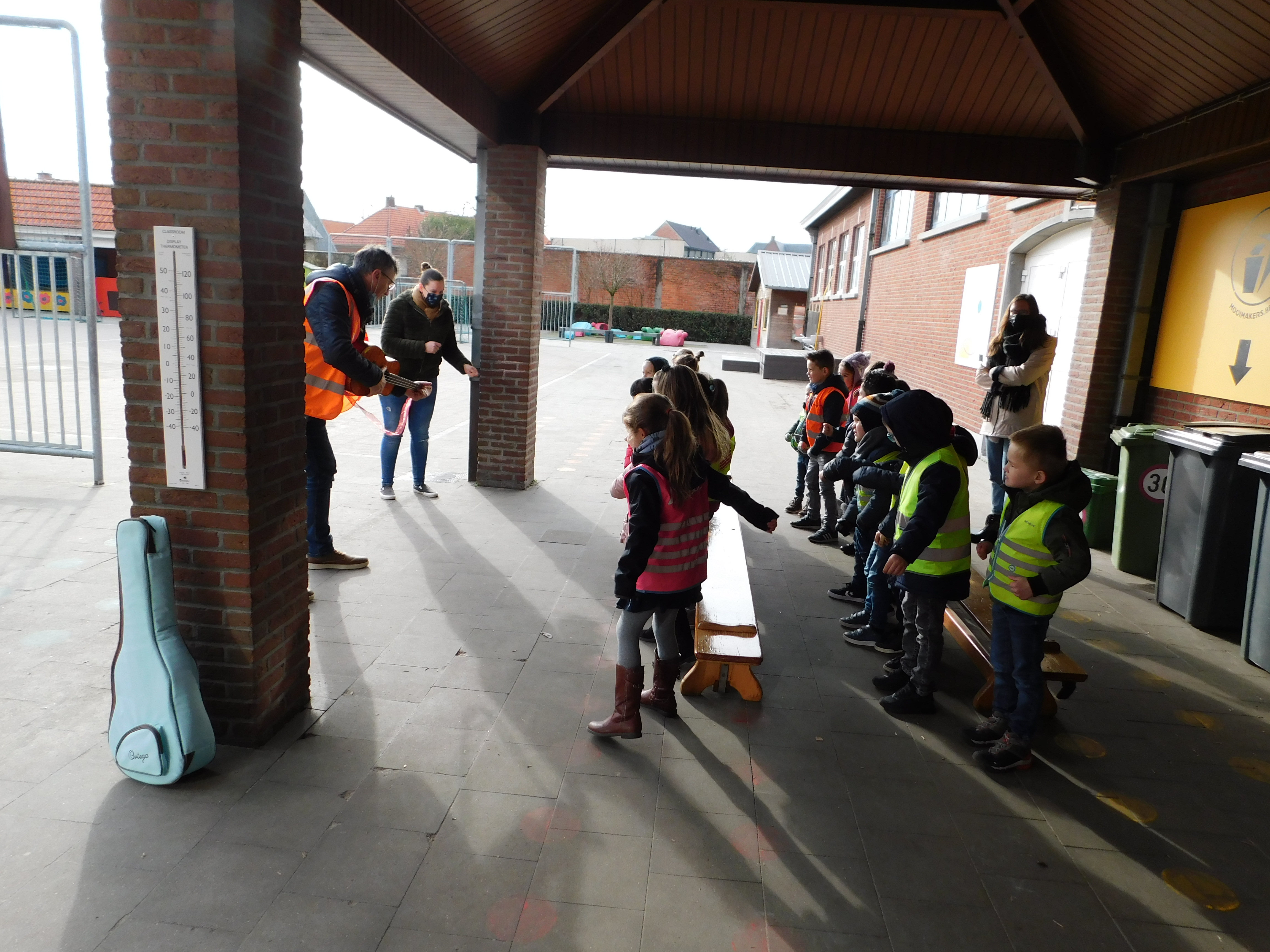 Activiteiten met heel De Wegwijzer!: Kleuters juf Els op bezoek