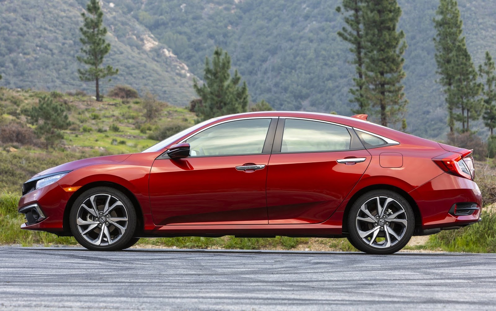 Novo Honda Civic 2019 Touring: fotos e detalhes adicionais