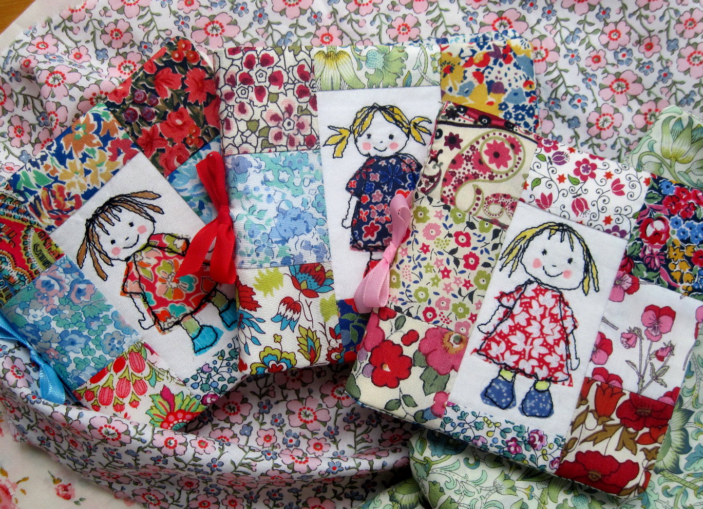 Flutterby Patch: Jolly Dolly needle cases