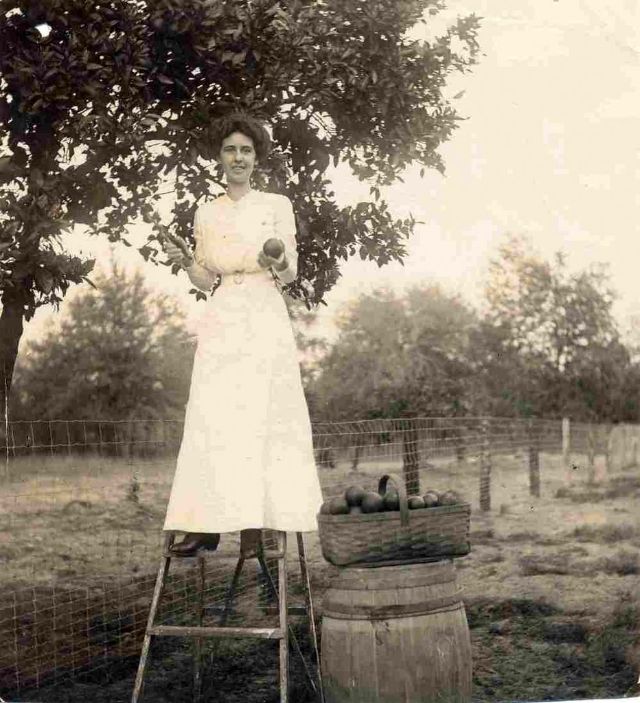 33 Found Snaps That Show Daily Life of Edwardian Women ~ Vintage Everyday