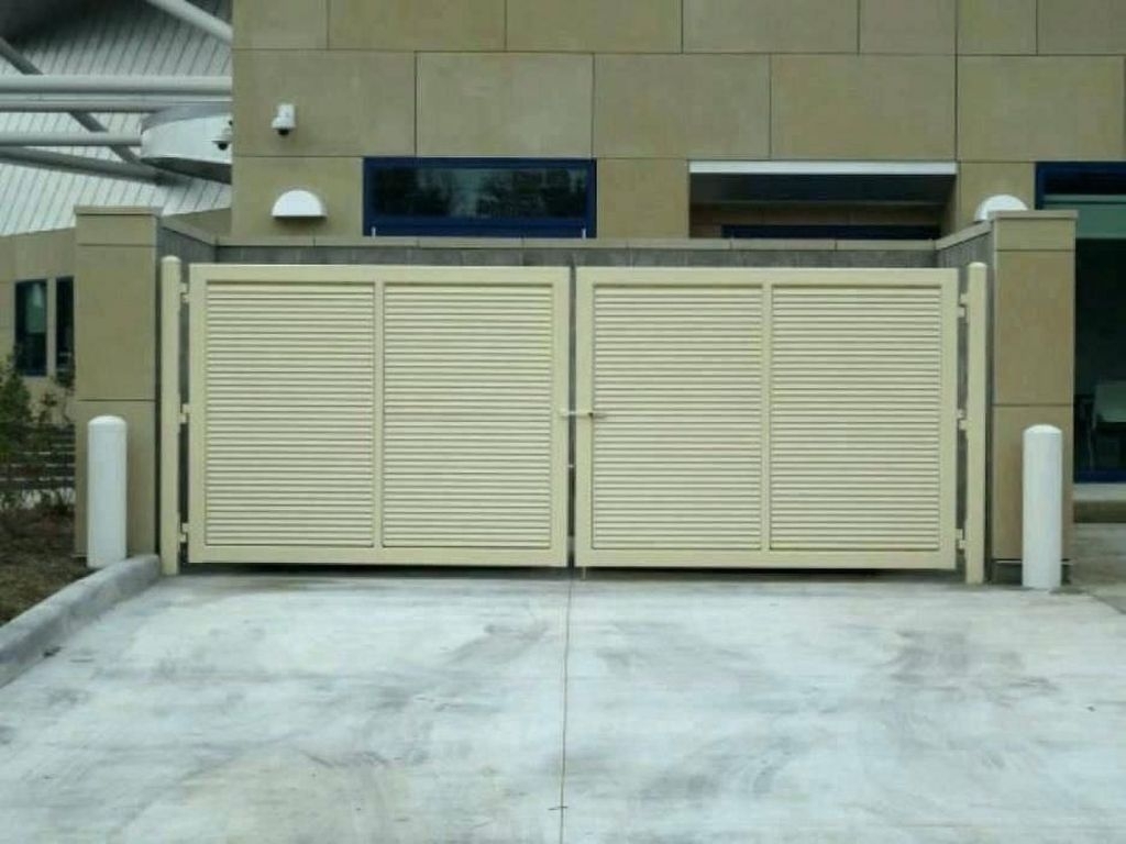 52 Fantastic Gate Design Ideas That Protect Your Home | ARA HOME