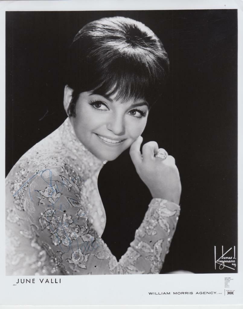 GREAT FEMALE SINGERS: June Valli