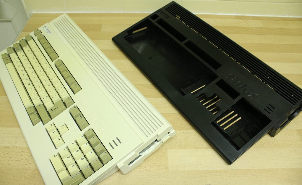 Indie Retro News: The new AMIGA 1200 case exclusive review - Is it as ...