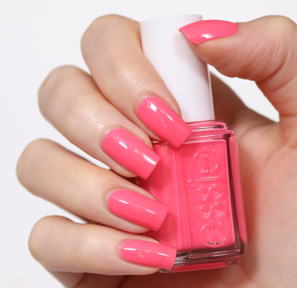 MacKarrie Beauty Style Blog: Essie Strike A Rose