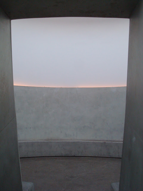 Artists Up Rising by Rosa Phoenix (Art Reviews, Artist Interviews, Art ...