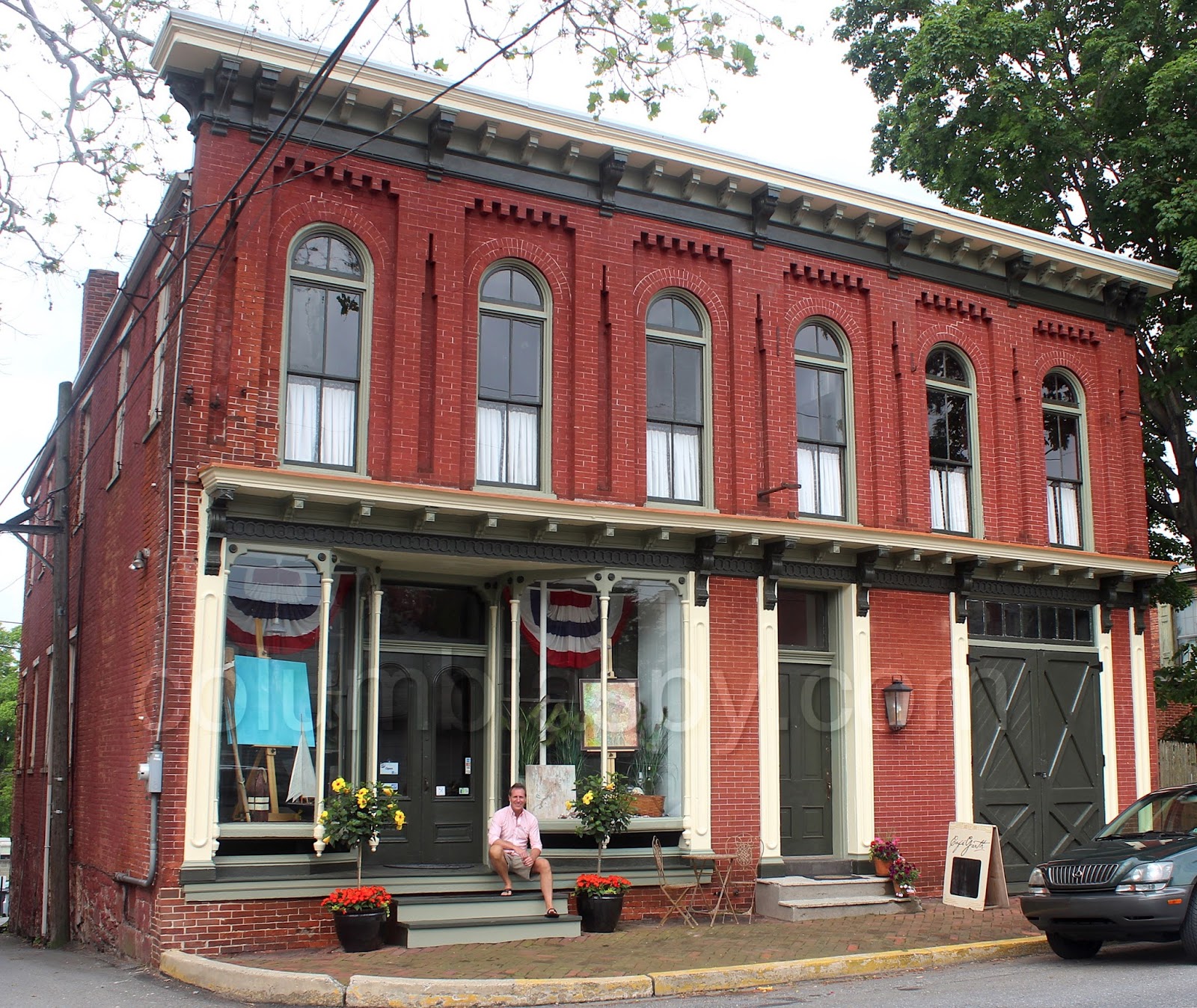 Victorian era building gets dutiful makeover – Columbia Spy