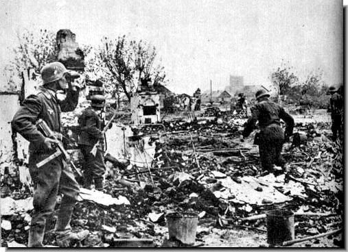 HISTORY IN IMAGES: Pictures Of War, History , WW2: The Decimation Of ...