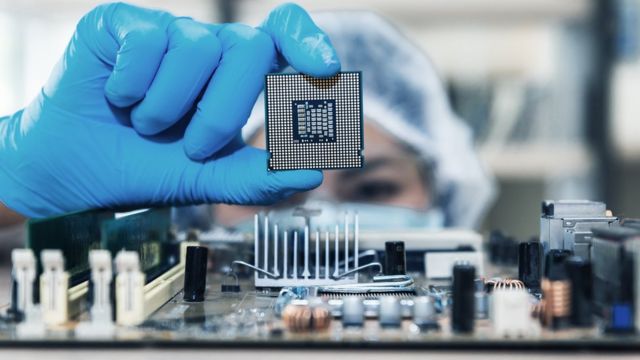 DEPARTAMENTO DE TECNOLOGÍA: Fabricación de Microchips