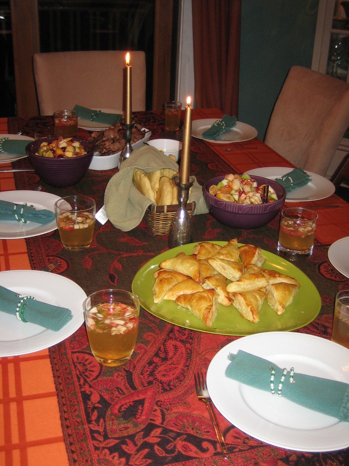 Mamacita Spins The Globe: Pakistan Celebration Part I-The Food