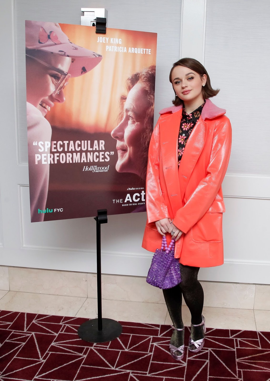 Celebrity Legs and Feet in Tights: Joey King`s Legs and Feet in Tights 6