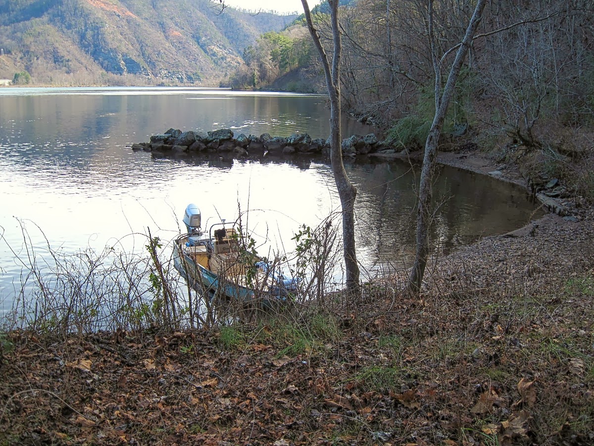 Gary's Outdoor Wanderings2: CHILHOWEE LAKE 2014