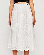 Subtelna biel - Minimalissmo. Blog modowy