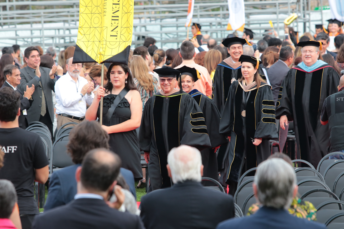 Otorga Commencement sello UDEM a la “generación dorada”