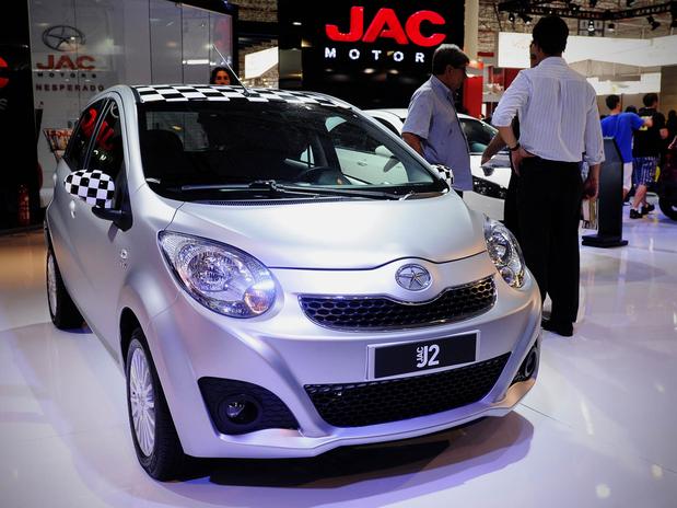 J2 Carro da Jac Motors do Brasil - Multimarcas