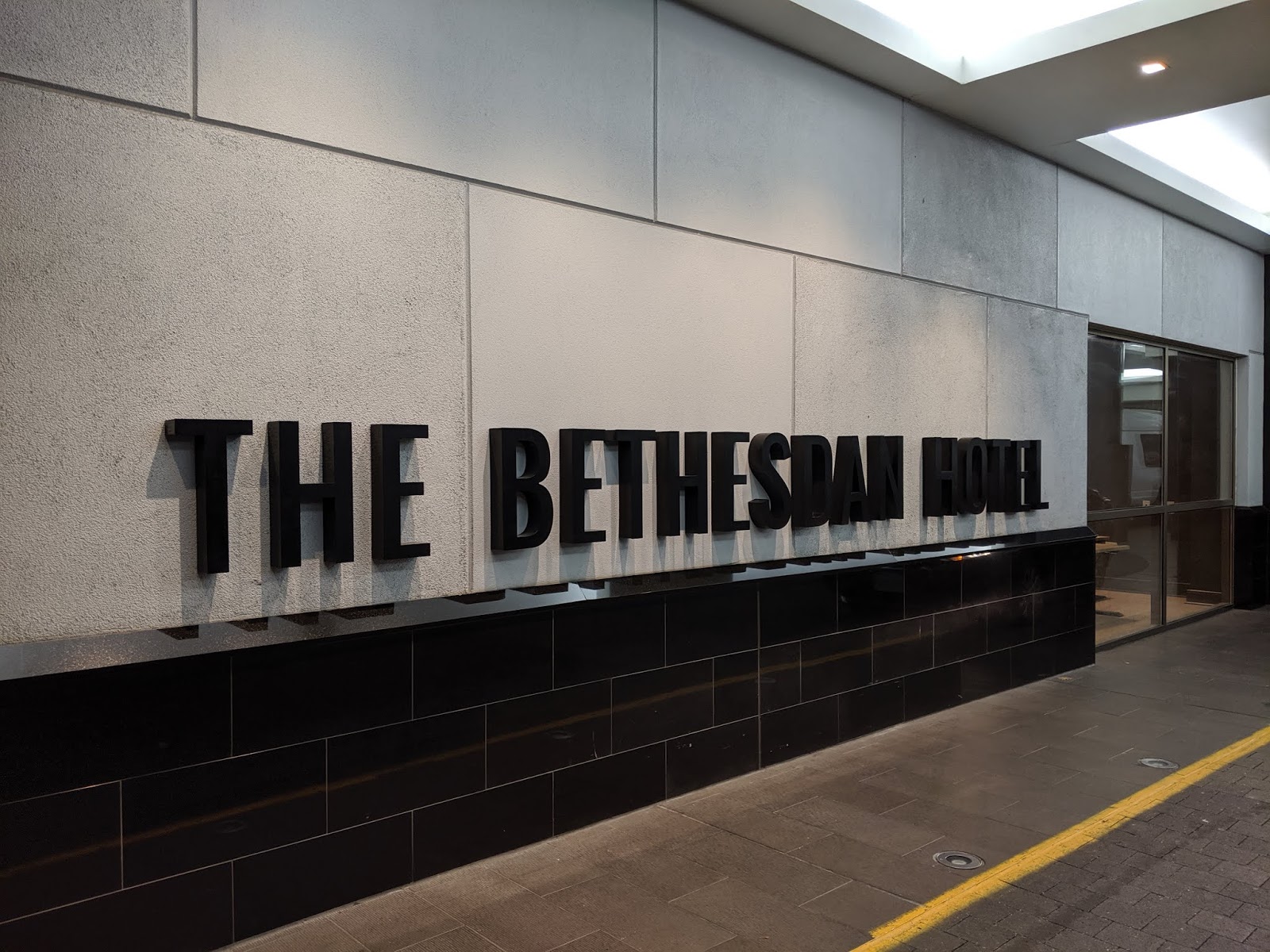 Robert Dyer @ Bethesda Row: DoubleTree Bethesda switches signage to The ...