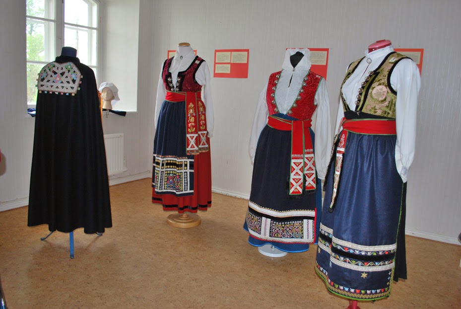 FolkCostume&Embroidery: Overview of the Folk Costumes of Europe