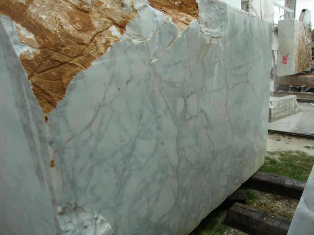 Natural Stone Source: Bookmatched and Butterflied