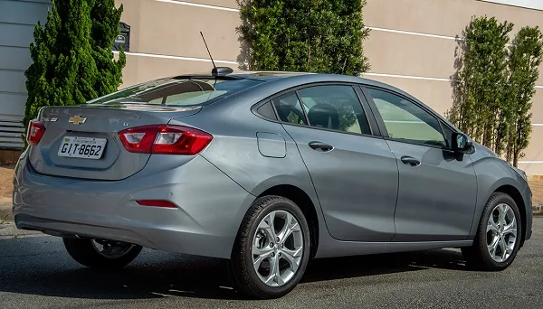 Chevrolet Cruze LT (2020) Precio, Motor y Equipamiento - Monkey Motor