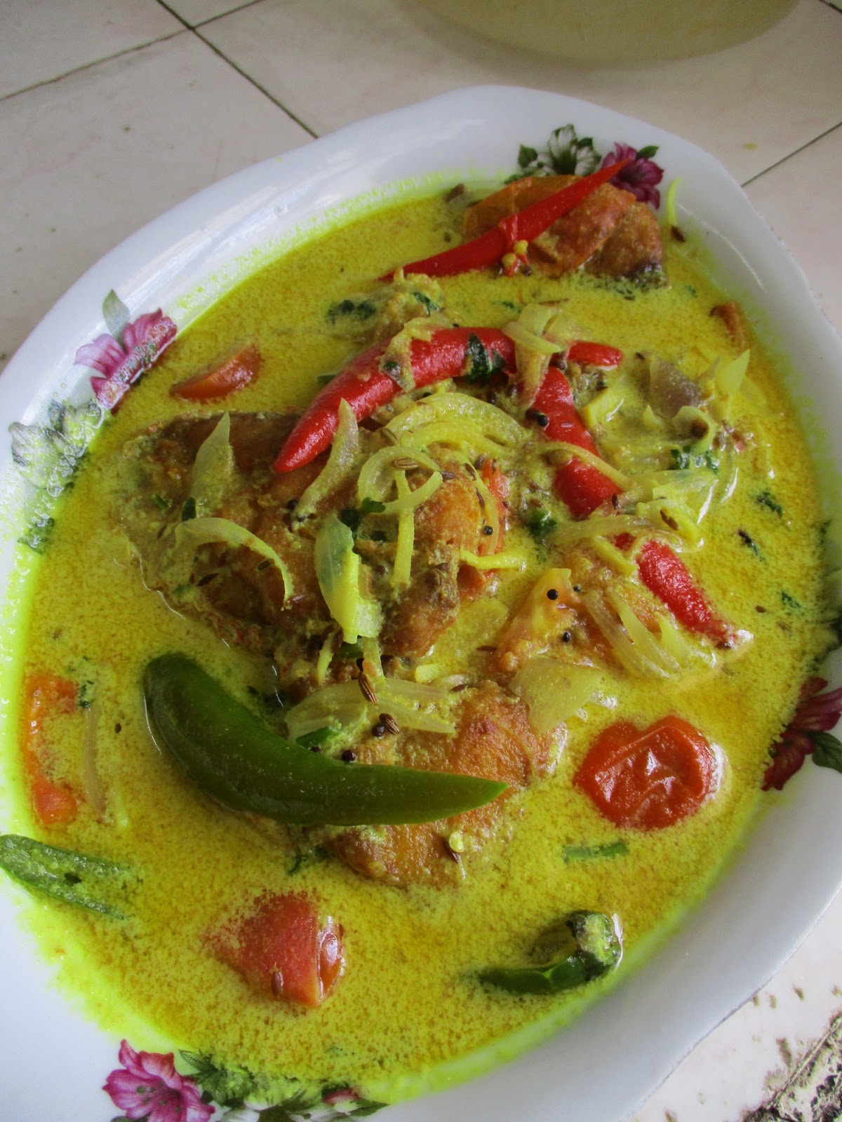 KARI LEAFS ... Malaysian flavour's: FISH MOLEE