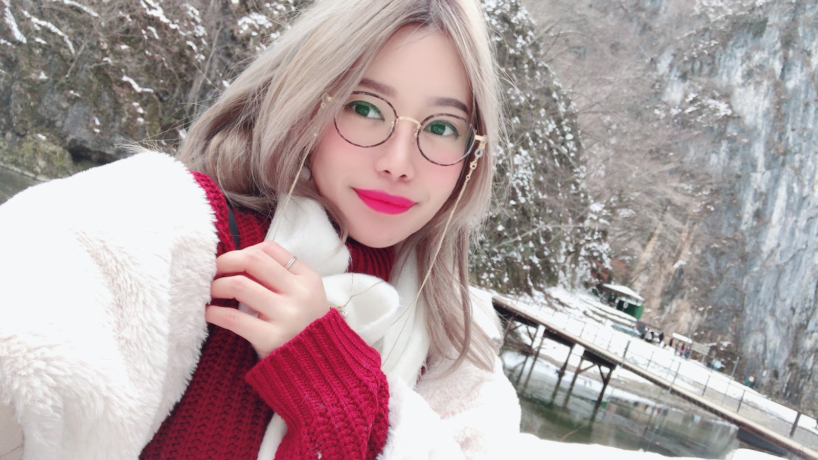 Geibikei Gorge in Winter - Stella Lee ☆ Indonesia Beauty and Travel Blog