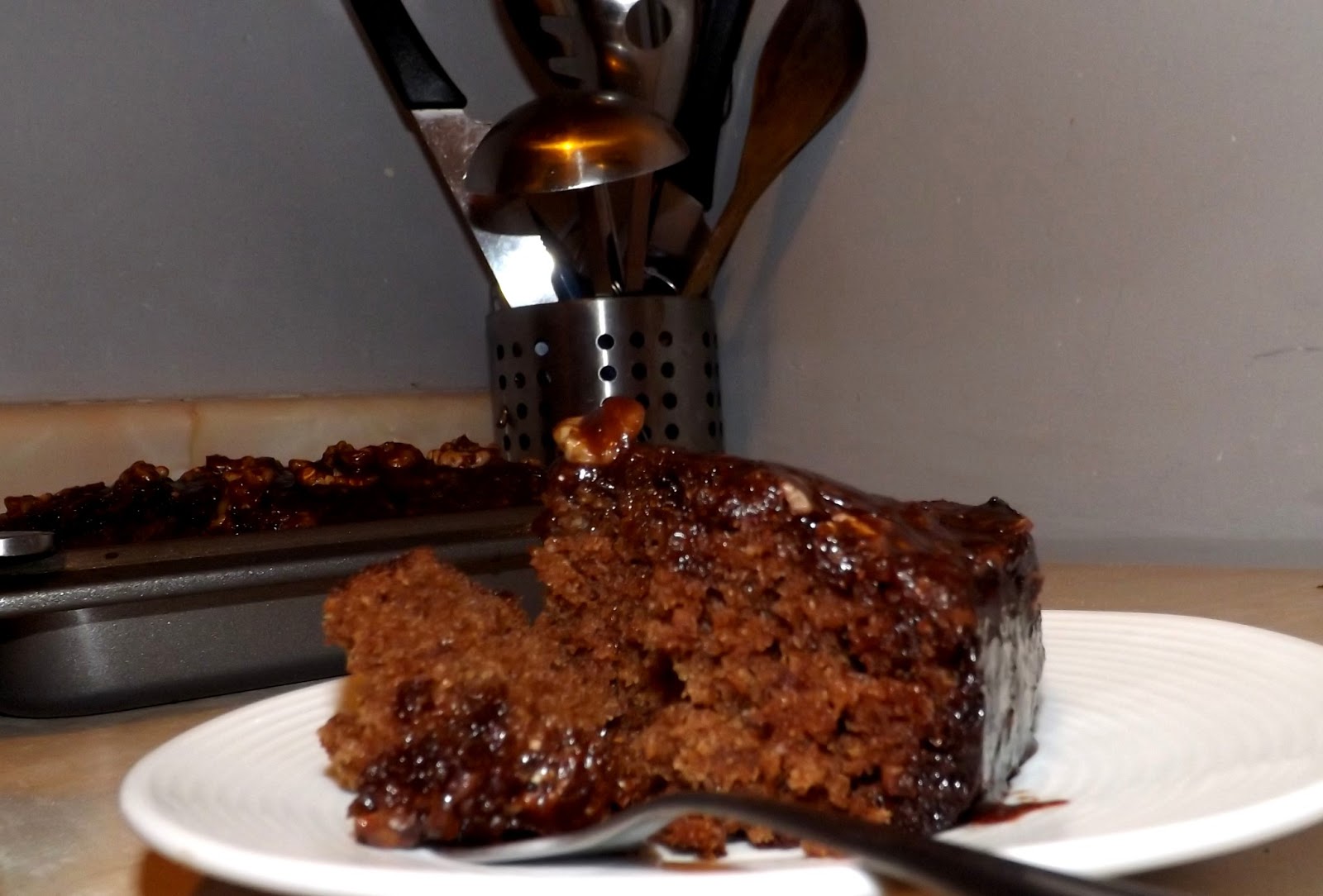 Mid Century Pink: The Life of the (Tupperware) Party!!! Plus a Cake to ...