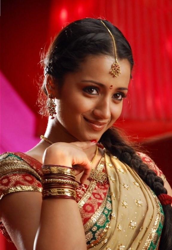 Trisha Traditional Hot Photo Gallery - Hot PHOTOSHOOT Bollywood ...