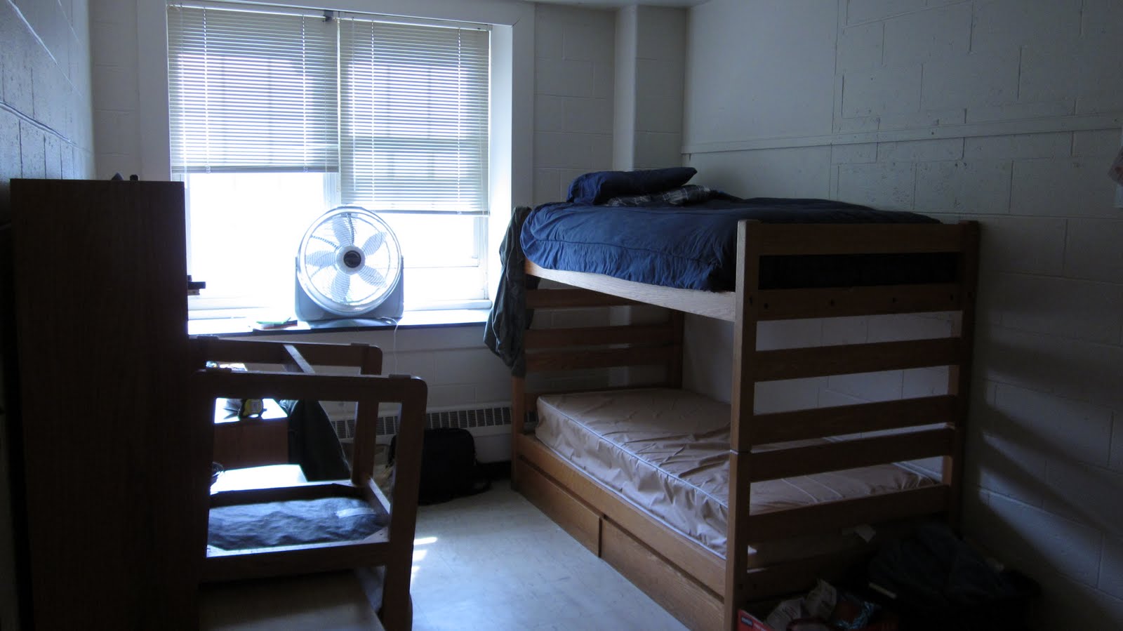 Living in Cromwell: Cromwell Dorm Rooms