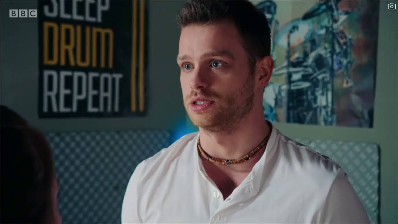 Hollyoaks off the Charts: Connor Calland in Flatmates S2 eps8