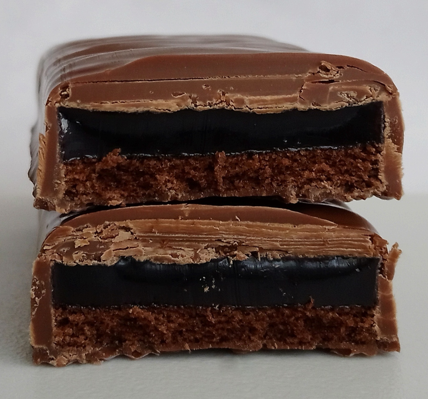 Chwile zasłodzenia: baton Roshen TidBit Milk Chocolate & Cherry Brownie