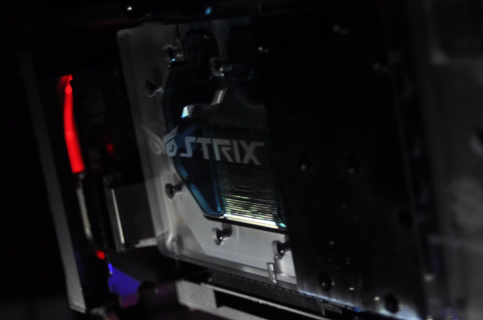 This Stunning 00 Gundam Inspired PC Should be Mass Produced! - Gundam ...