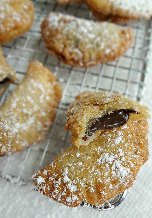 The Cooking Actress: Fried {Mini} Chocolate Hazelnut Pies