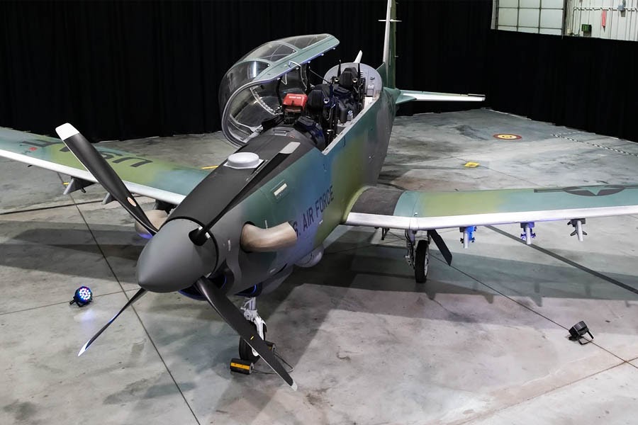 La Fuerza Aérea de EEUU recibió su primer AT-6E Wolverine de Textron ...