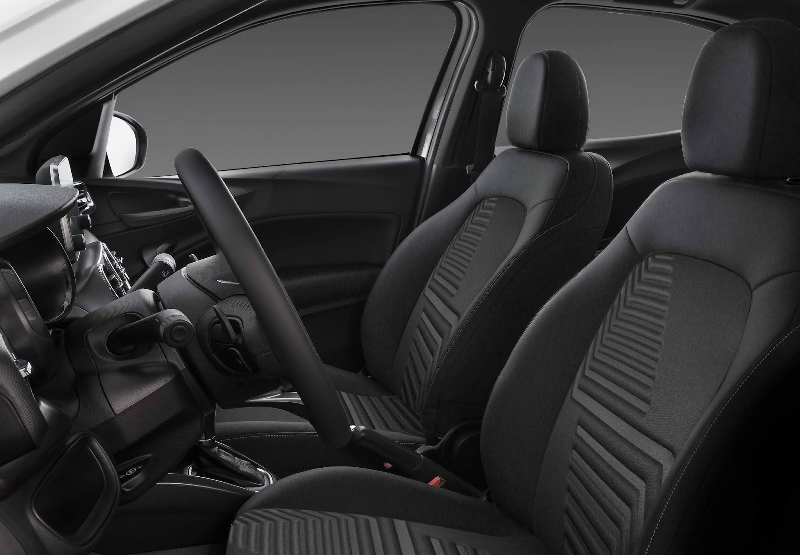 Fiat Cronos 2020 ganha versão HGT: fotos, preços, detalhes