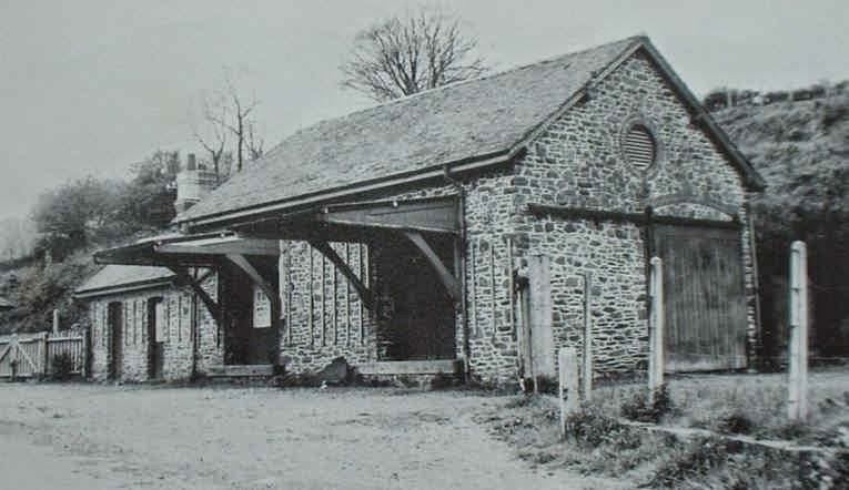 Lynton Station : May 2014