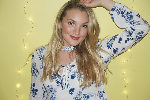 Emily Tressa – Beautiful Teen Transgender Male to Female - TG Beauty