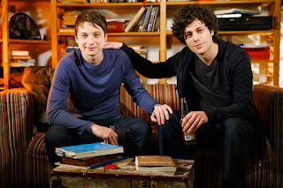 Un posto al sole - l'aggressione a Sandro e nuove anticipazioni ~ Il ...