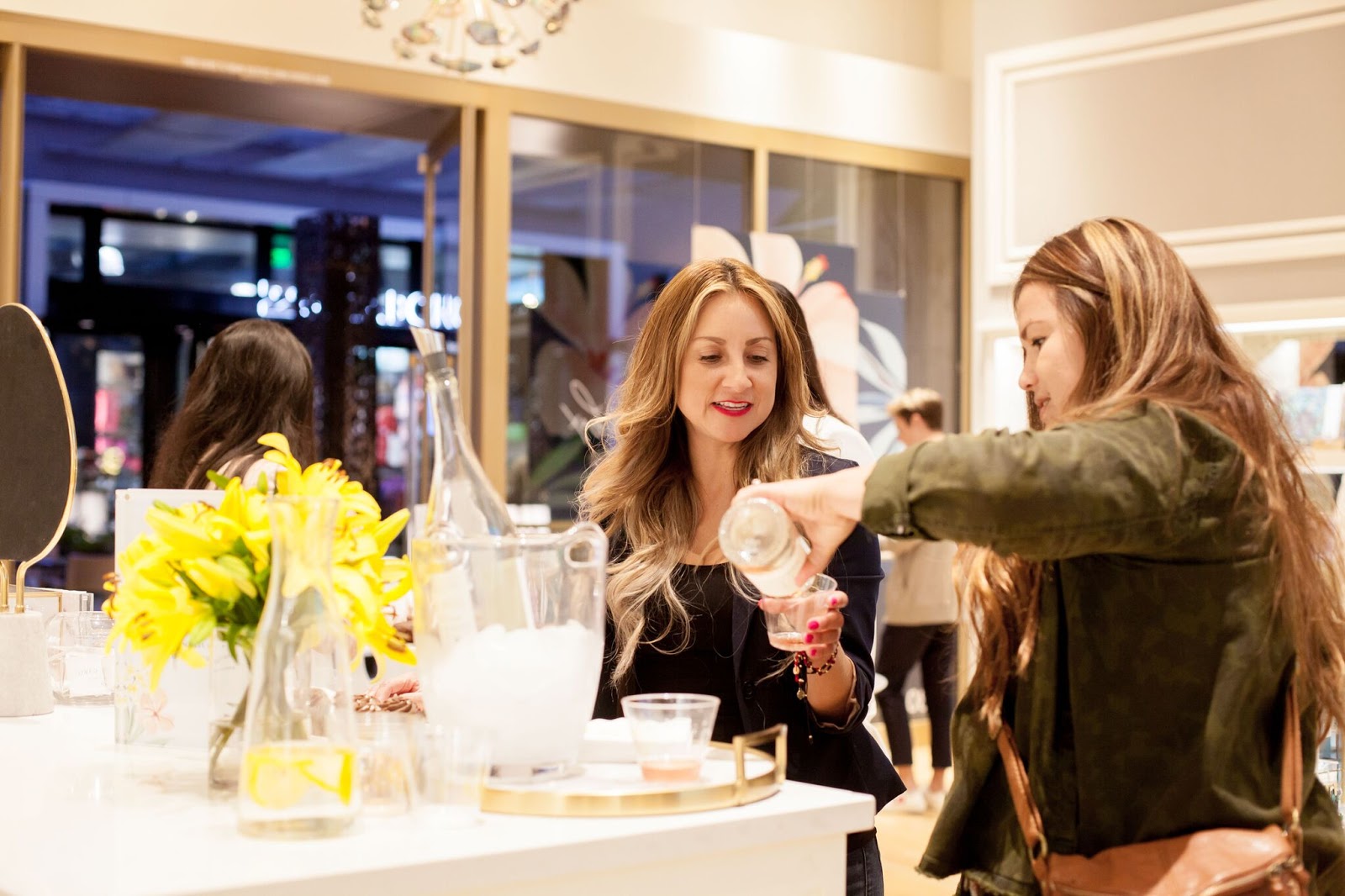 Hosting a Mother's Day Event at Kendra Scott UTC - Lil bits of Chic