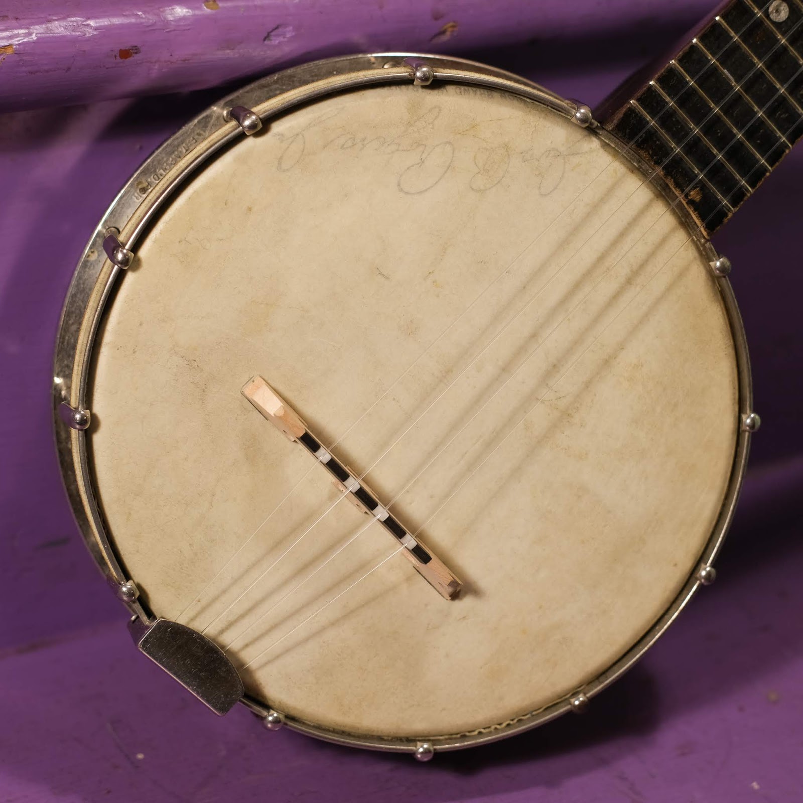 1930s Maxitone/U-King-Style Banjo Ukulele