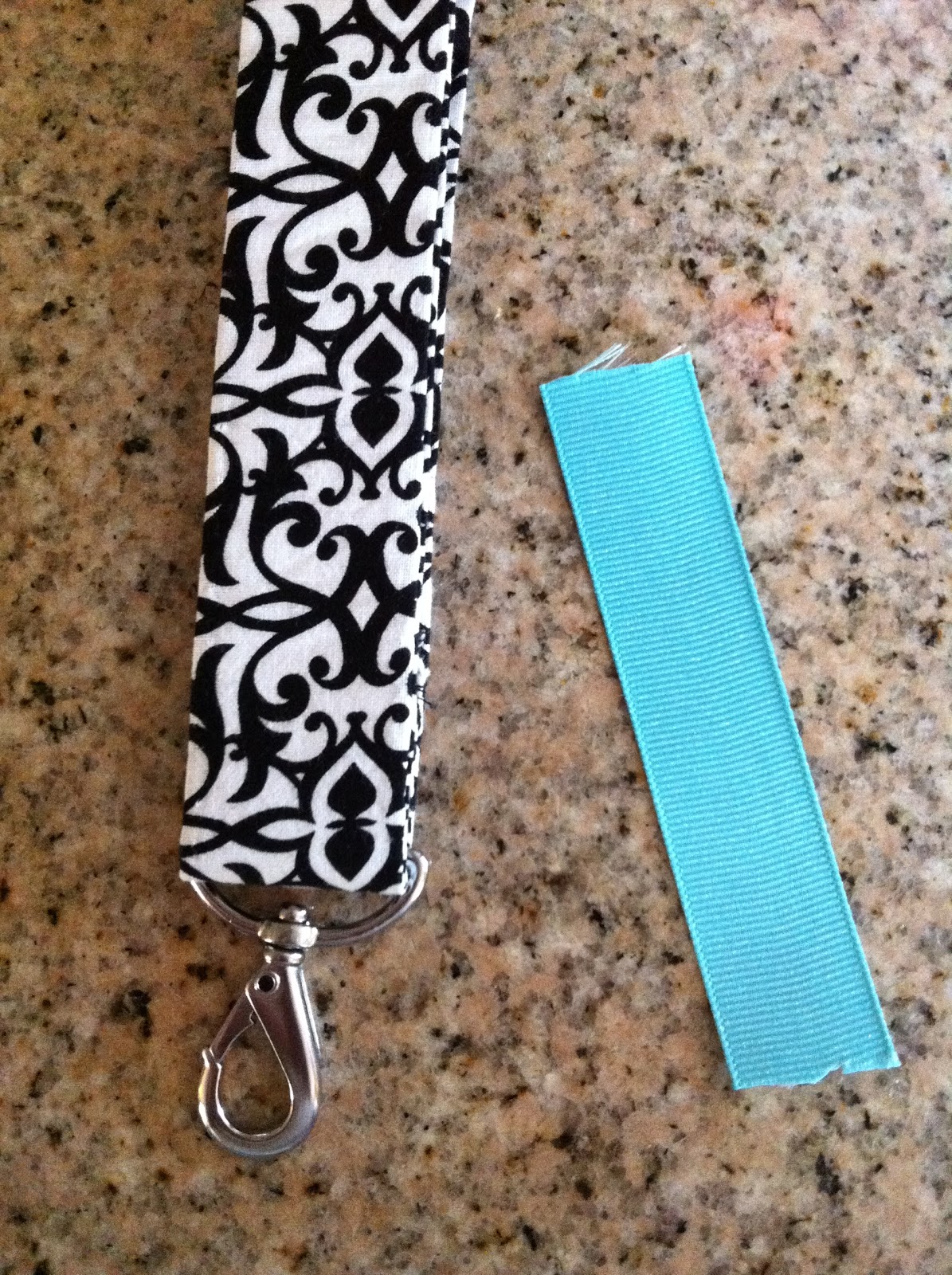 Bits on the Butlers: Fabric Key Chain