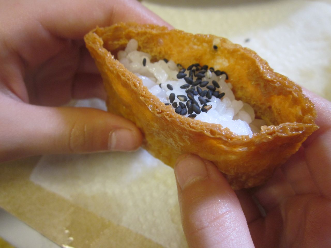 Chez Vorax -- Experiments in cooking: Make Sushi Party -- Rice pockets